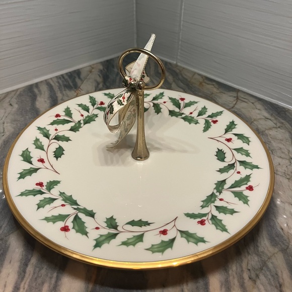 Lenox | Dining | Lenox Dimensions Collection Holly Dessert Holiday ...